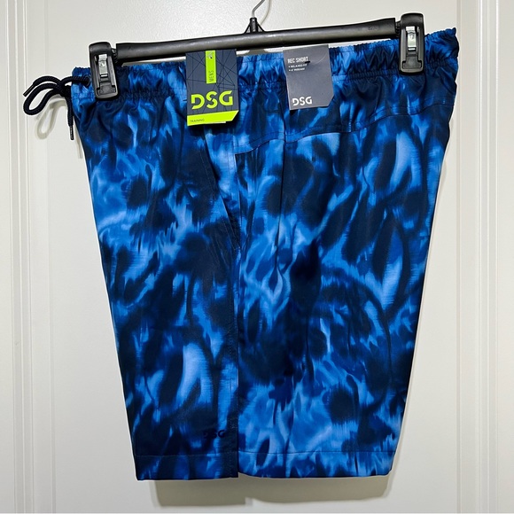 DSG | Shorts | Dsg Mens 6 Rec Short Palm Life Electric Navy | Poshmark